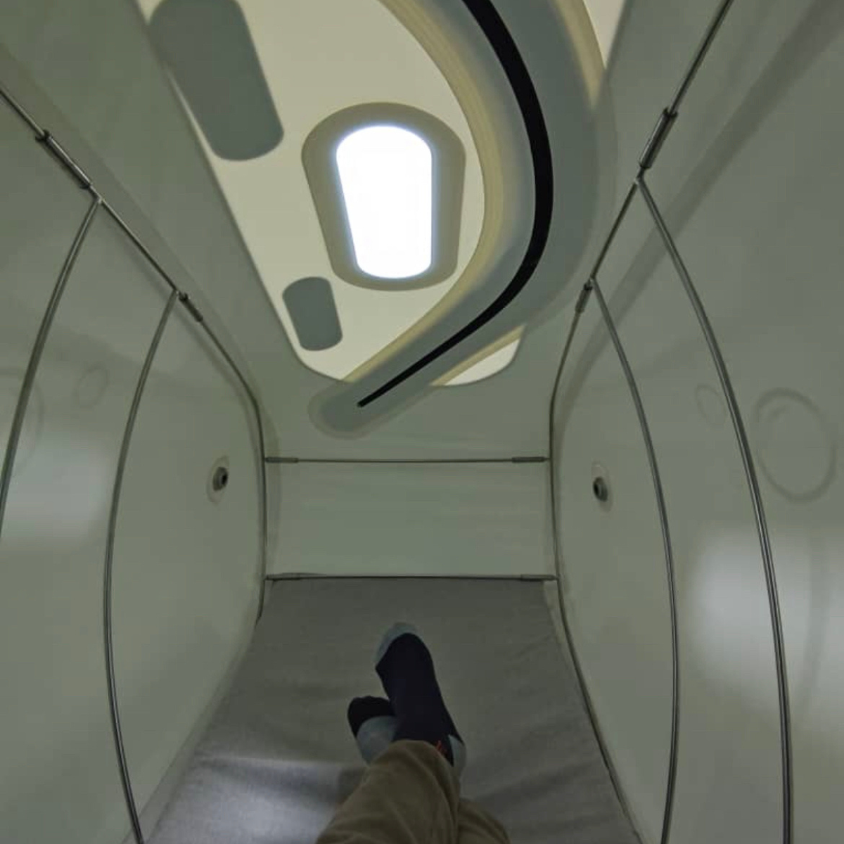 Airvida Pro90 Portable Sitting Hyperbaric Chamber - Airvida Chambers